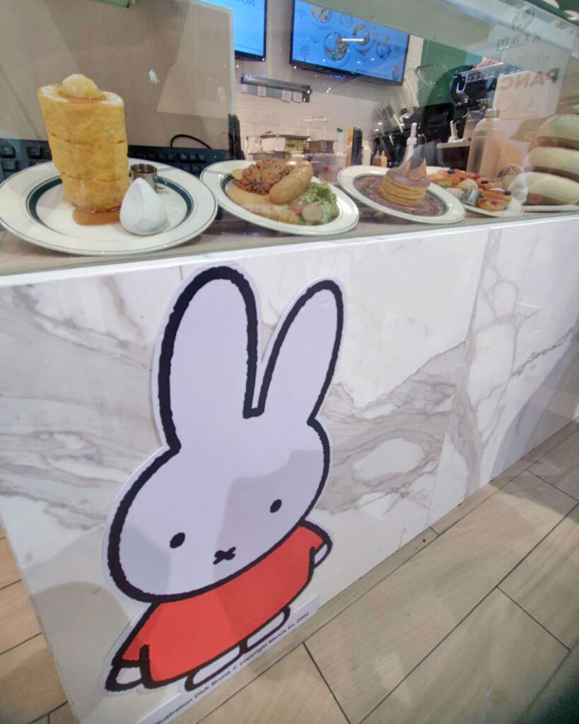 Visiting Miffy at Gram Cafe & Pancakes Philippines - Super Cute Kawaii!!
