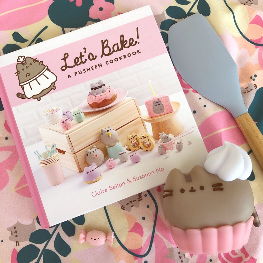 Let's Bake: A Pusheen Cookbook Review - Super Cute Kawaii!!