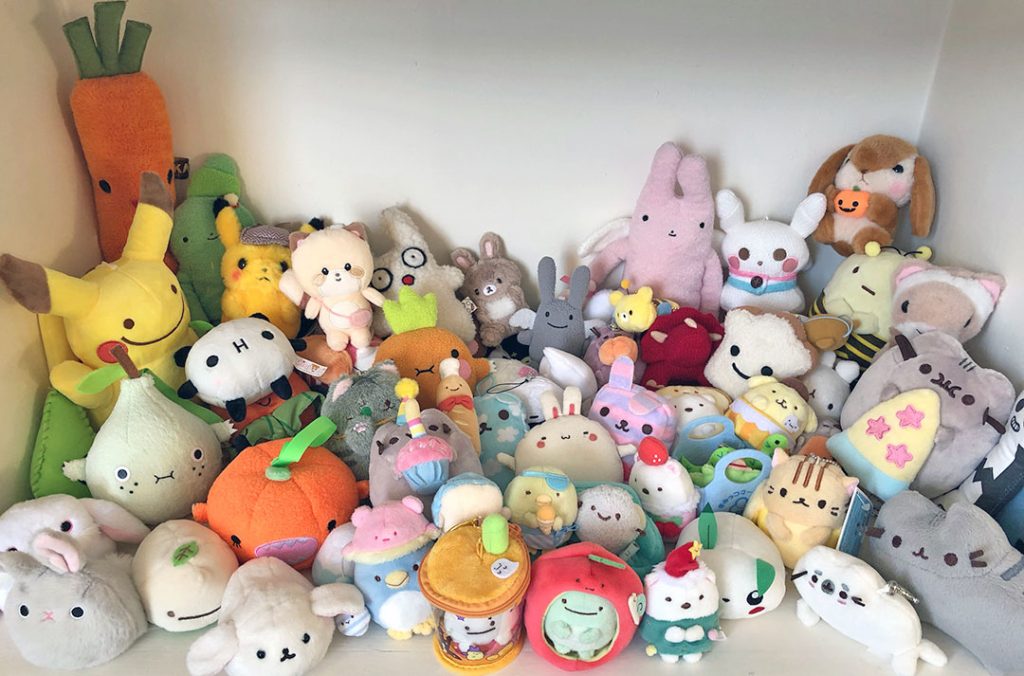 Organising My Kawaii Plush Display - Super Cute Kawaii!!