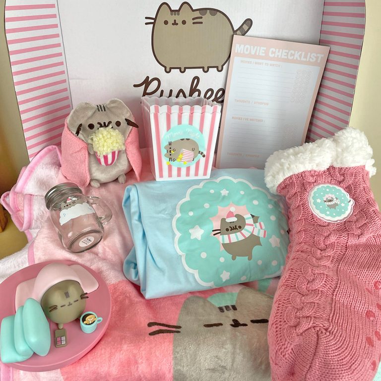 Winter 2021 Pusheen Box Review - Super Cute Kawaii!!