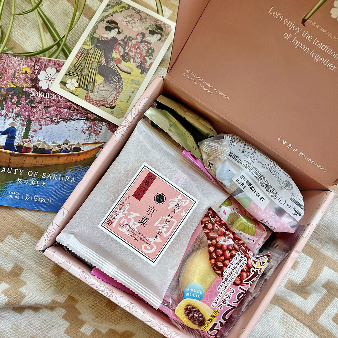 Sakuraco Japanese Snacks Subscription Box Review - Super Cute Kawaii!!