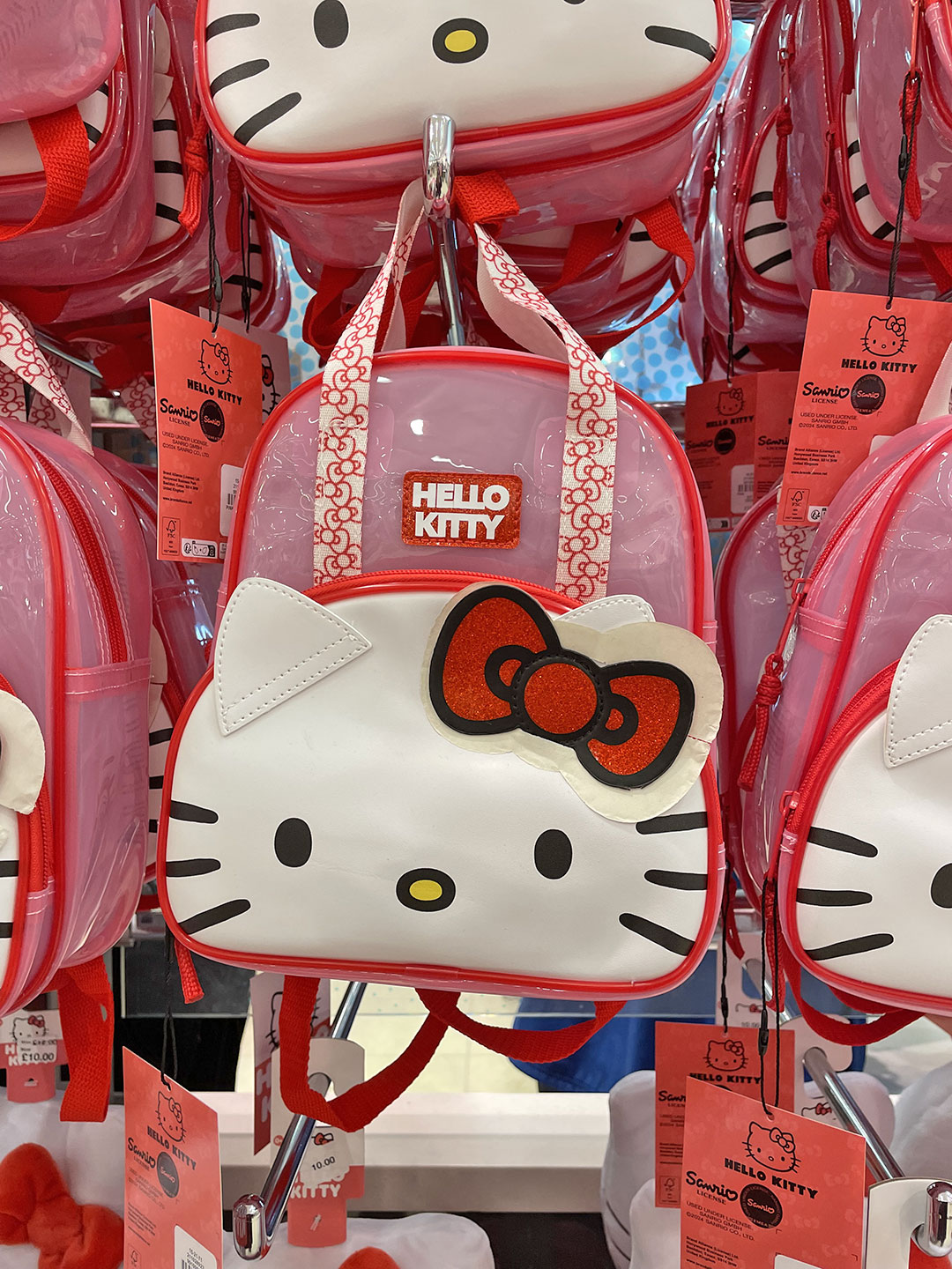 Visiting The Hello Kitty Cafe At Primark - Super Cute Kawaii!!